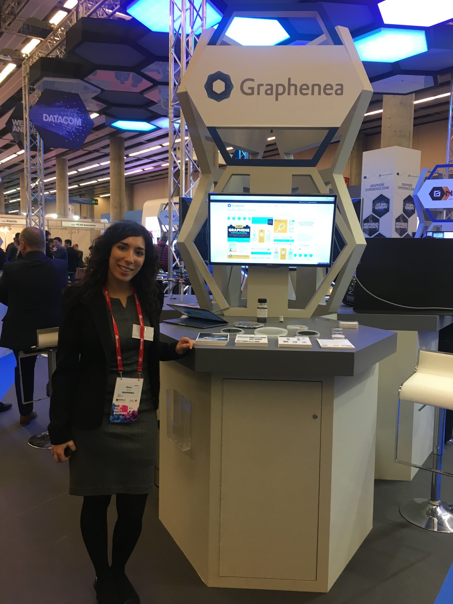 Graphene Experience Zone at MWC 2017 – Graphenea